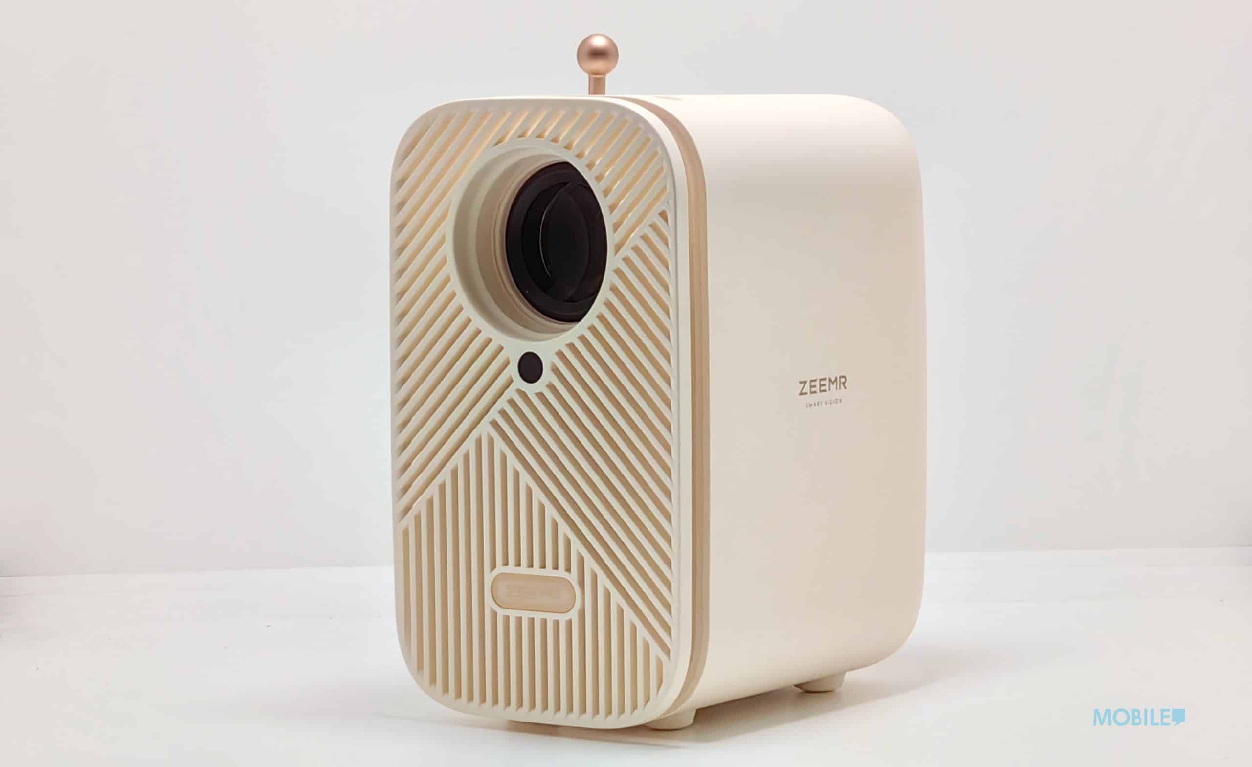 世界盃去度邊睇到邊，Android 千元投影機 Zeemr M1 Pro 實試! - MobileMagazine